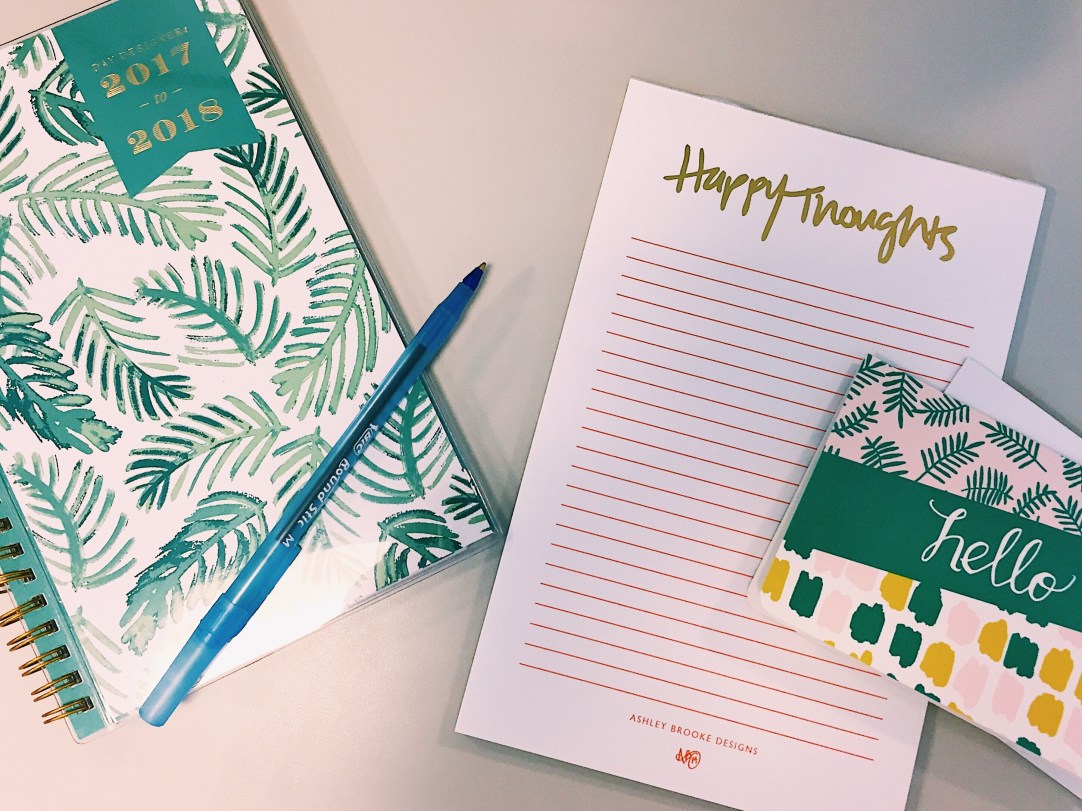 10 Random Things to Keep in your Desk at Work – Ampersand